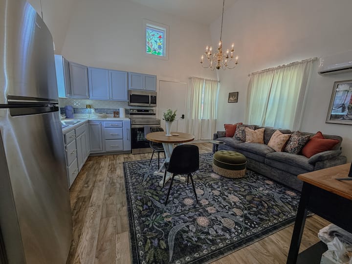 The Rose Cottage - Bartlesville, OK