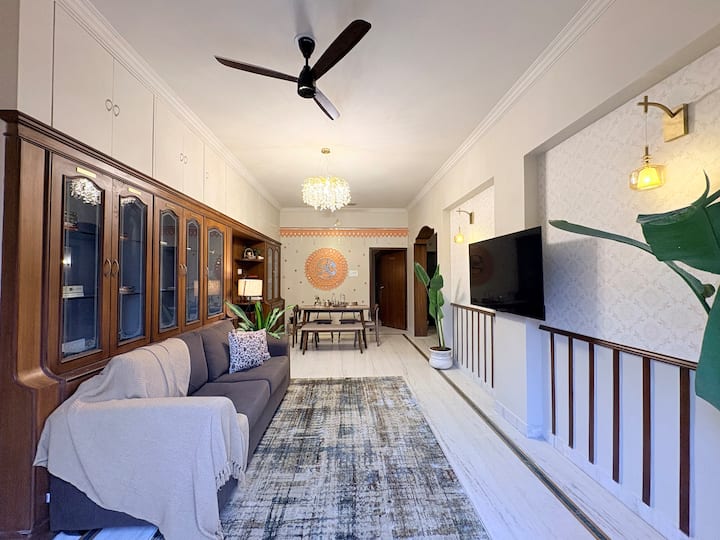 The Vintage Grove - Luxury 3bhk @ Banjarahills R12 - Hyderabad