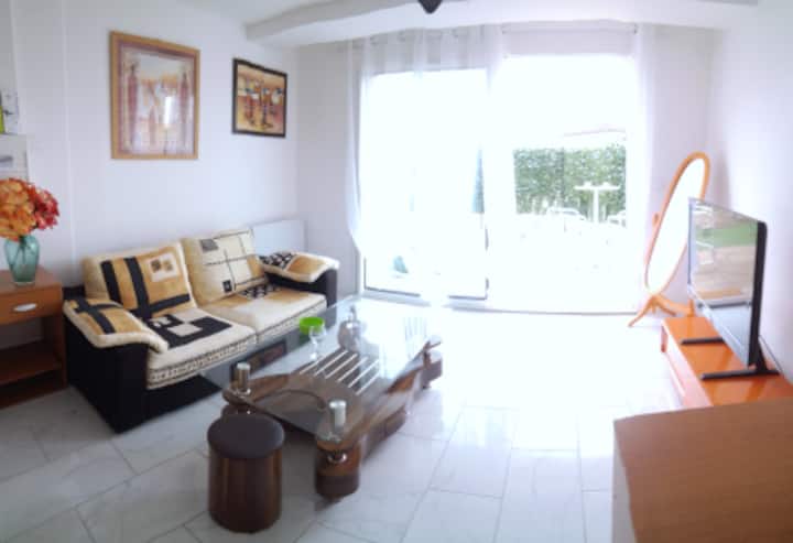 T2 Plein Sud Et Spacieux Avec Grande Terrasse - Bourg-en-Bresse