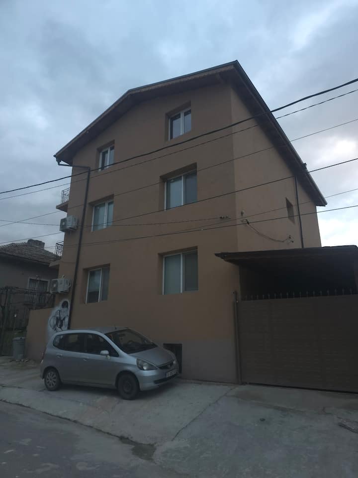 Tyson House Mikrevo! - Sandanski