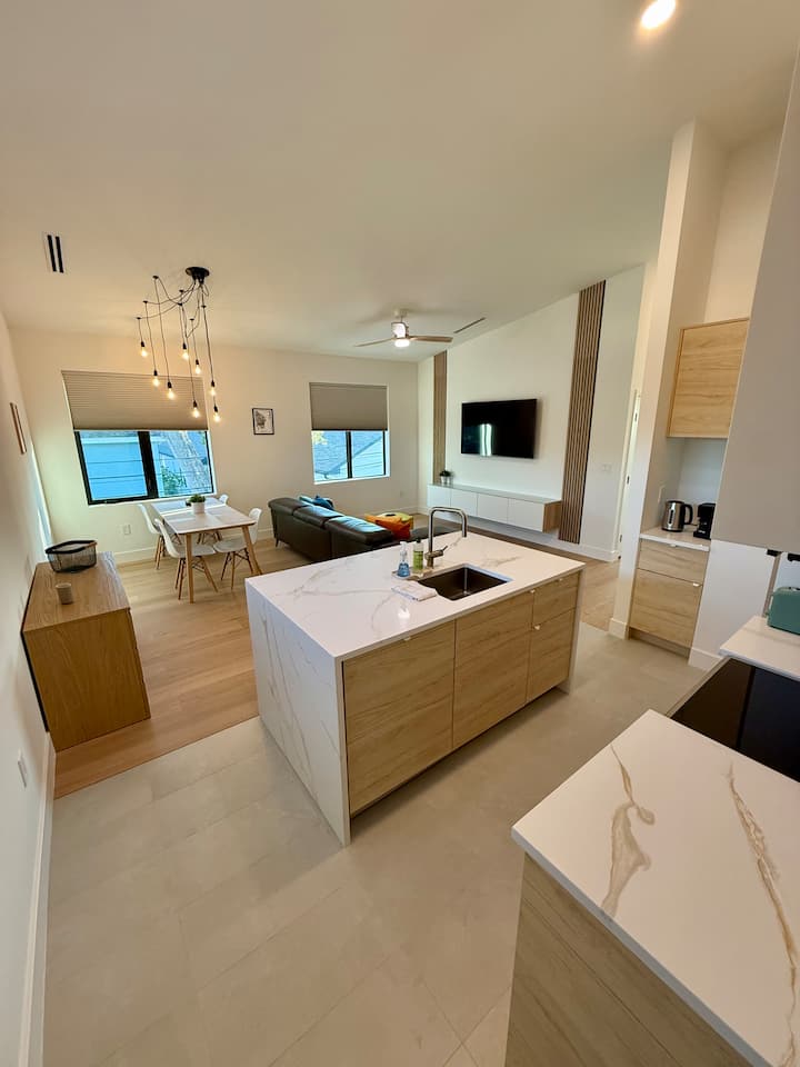 Brand New In 2026 |Dt St Pete| - Pinellas Park, FL