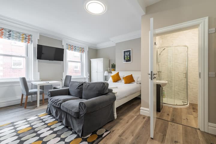 Modern Studio In Dublin 2 - Dublin