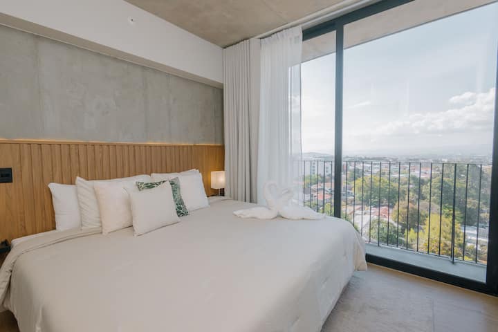 King Bed Apartment At Babylon - San José