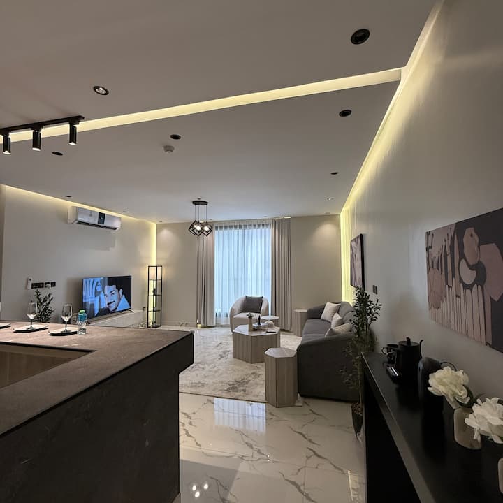 Spacious 2br | Living, Kitchen & Private Cinema - Dammam