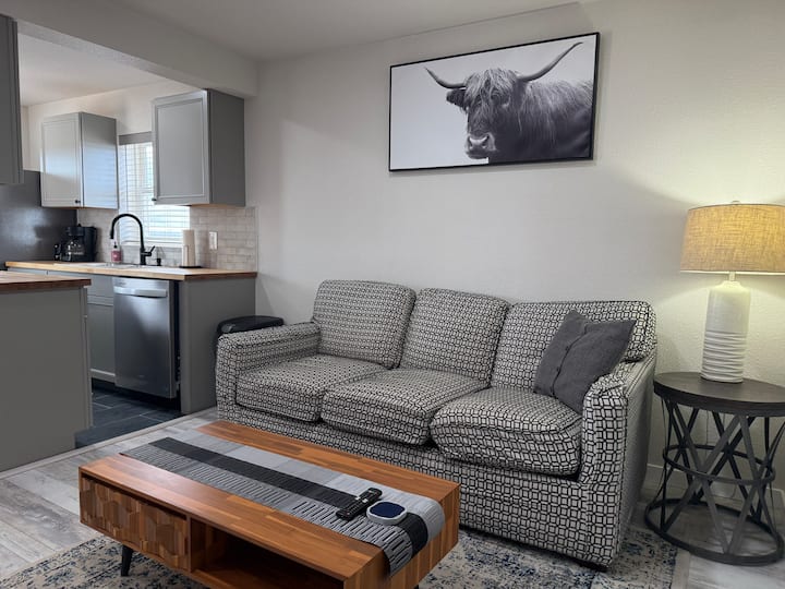 Tiny House, Big Land - Room For Trailers/horses - Cheyenne Frontier Days