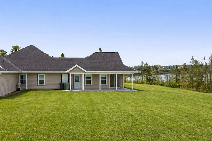 Gables Of Pei Villa | Close To Cavendish & Beaches - Prince Edward Island
