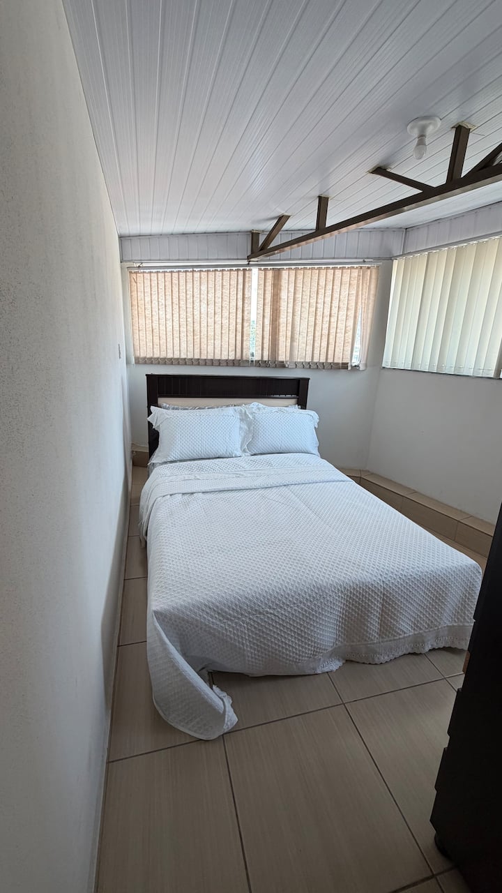 Quarto Em Divinópolis N 8 - Divinópolis