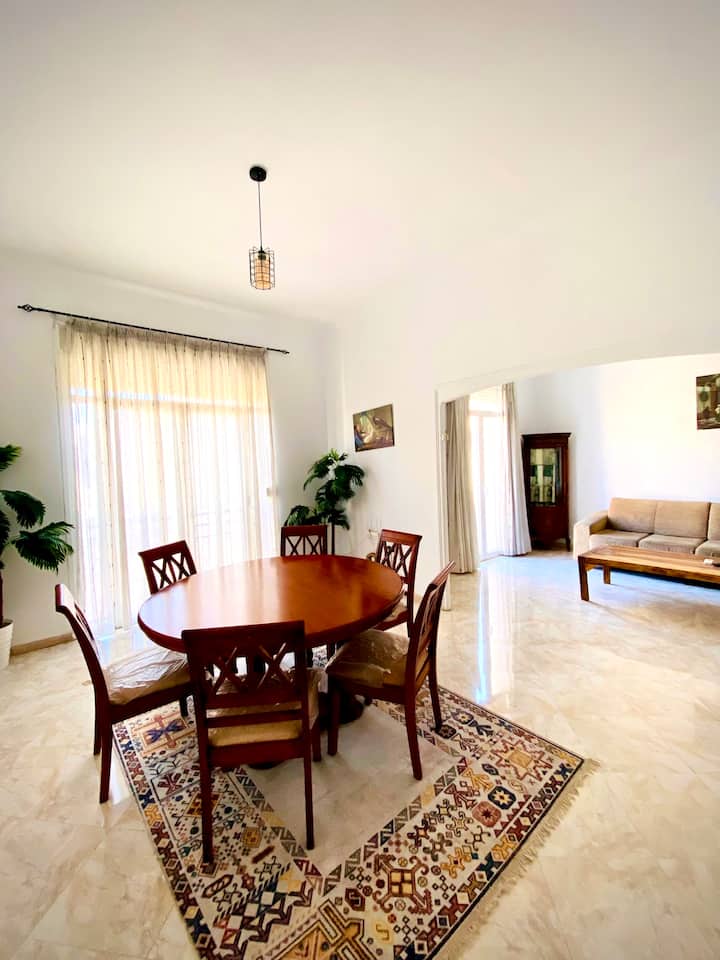 ÉCrin Moderne Dans Le Centre Historique - Oran