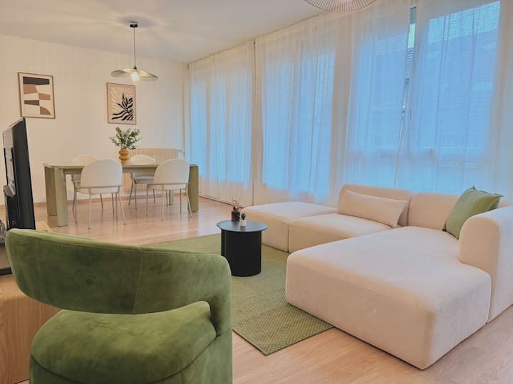 Grand Appartement De 100m2 Lumineux Au Calme - Dijon