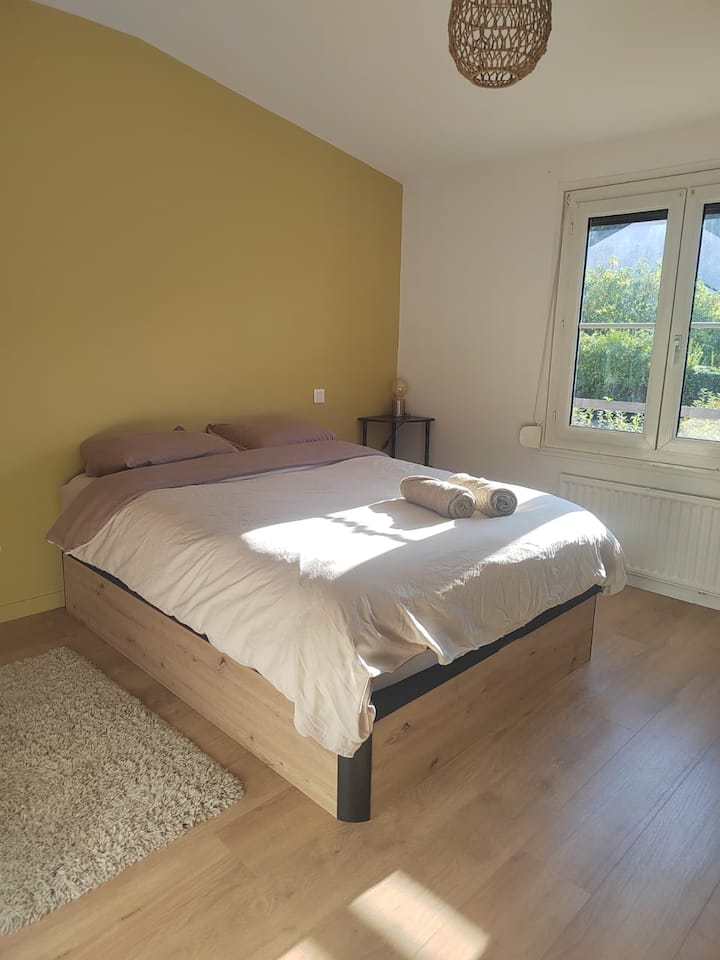 Private Room In Peaceful Area Close To Airport - Beauvais
