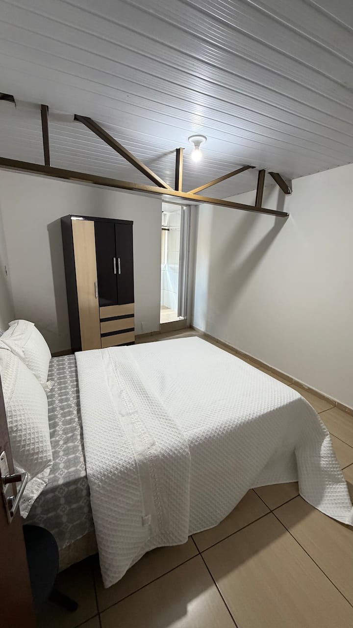 Quarto Em Divinópolis N 10 - Divinópolis