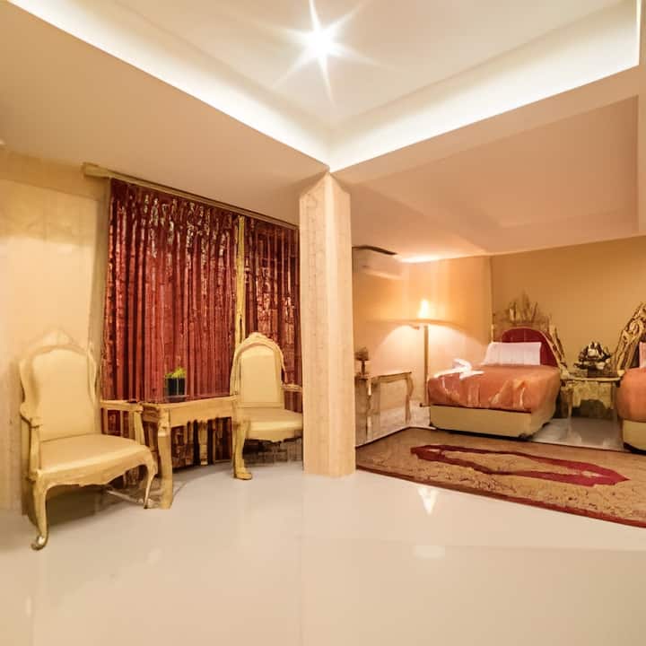 Nakaraj Princess - Chiangrai Walking Street - Chiang Rai