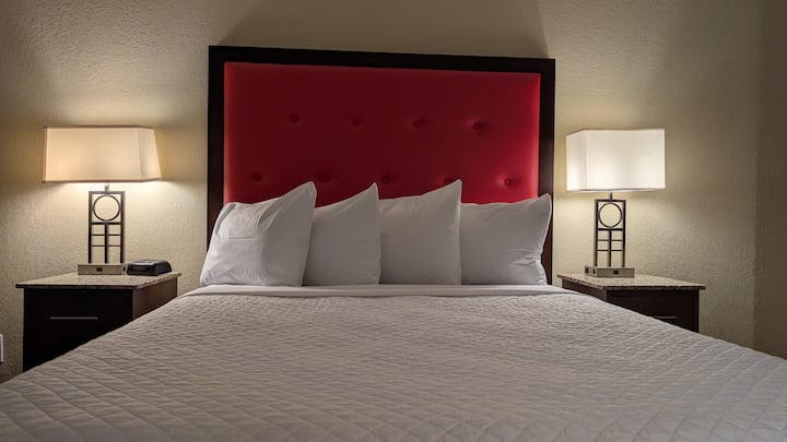 Wall Of Windows Ocean View • Boardwalk Location - Atlantic City, NJ