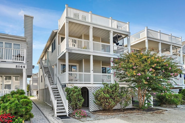South End Gem! 1 Block To Beach. Near Shops & Park - Sea Isle City, NJ