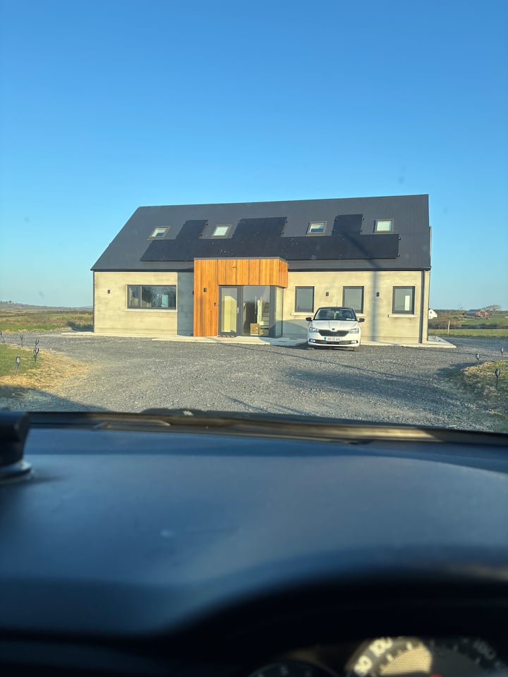 New Detached House
For Week Of Irish Open - Kilrush