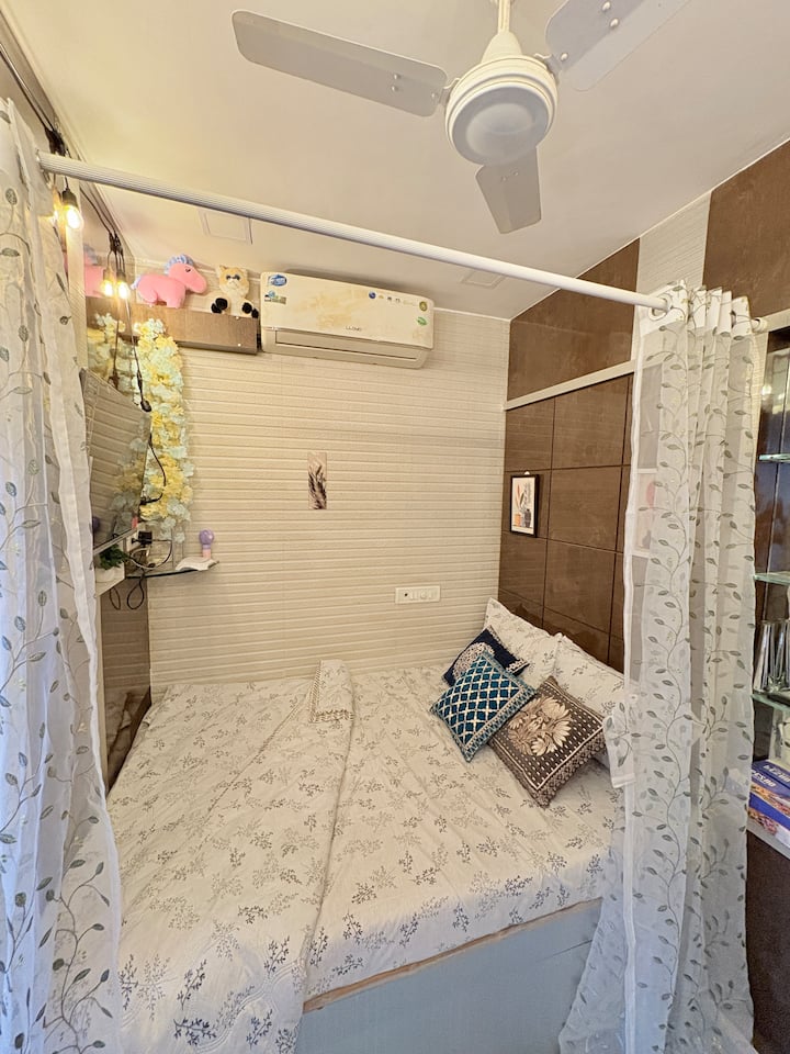 The Ivory Nest| Bandra West Studio - Mumbai