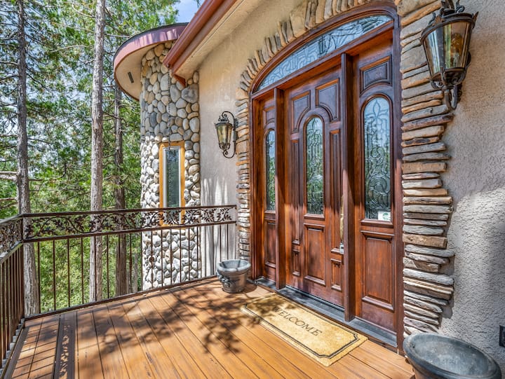 Lakeview Forest Lodge - Bass Lake, CA