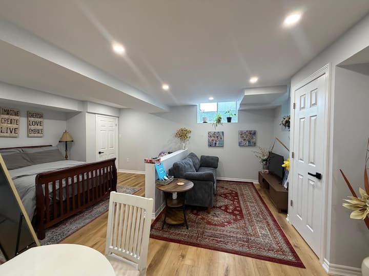 New Cozy Retreat In Charming Fergus - Fergus