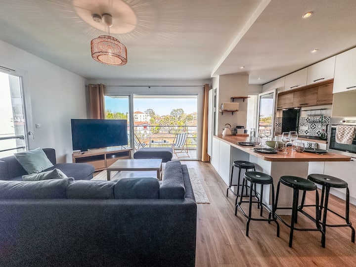 T3 Lumineux, Terrasse, Parking Privé à Bayonne - Bayonne