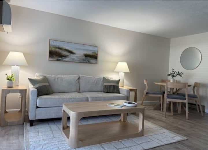 Quiet Ogunquit Condo | Walk To Beach & Village - Ogunquit, ME