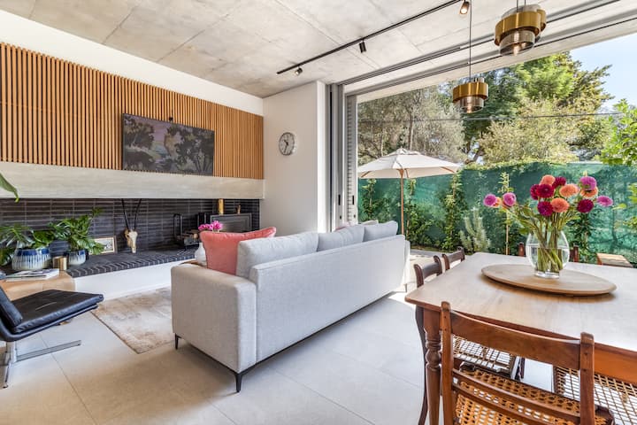 Modern Luxury - 360 Paarl Views & Restaurants - Paarl