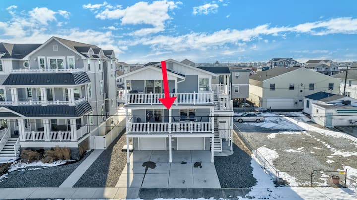 Spacious Bayside Condo! - North Wildwood, NJ