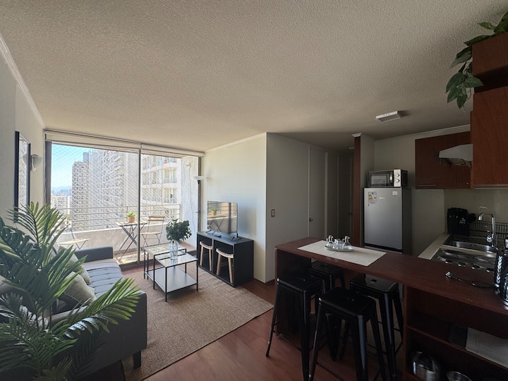 Piscina, Wifi Y Centrico - 2d1b En Santa Lucía - Santiago, Chile