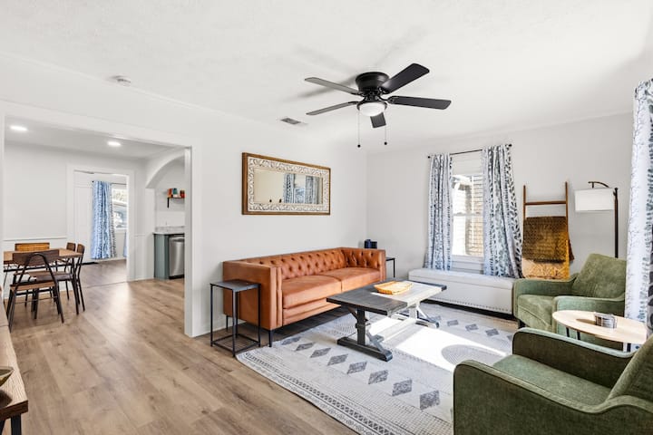 Greenhaven House | Cozy Retreat Near Downtown - Waxahachie, TX