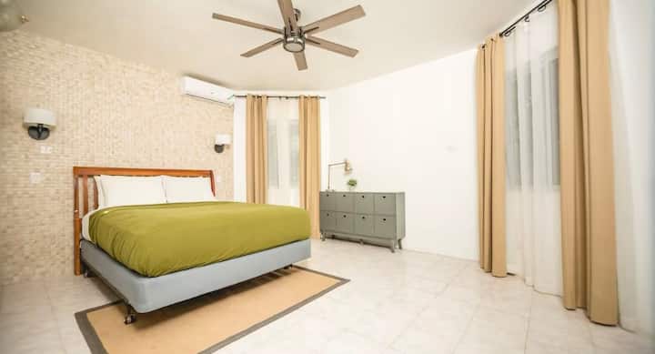 Ironshore Luxury Condo - 蒙特哥貝