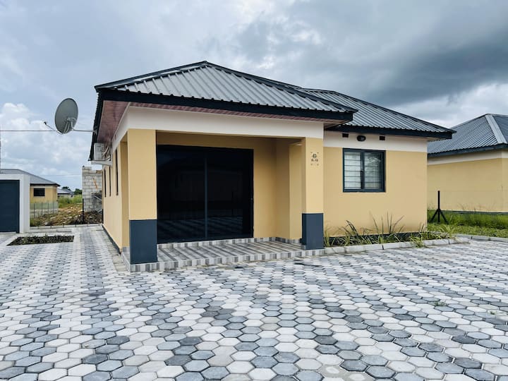 Emerald Hill | Executive Comfort 1 - Zambia