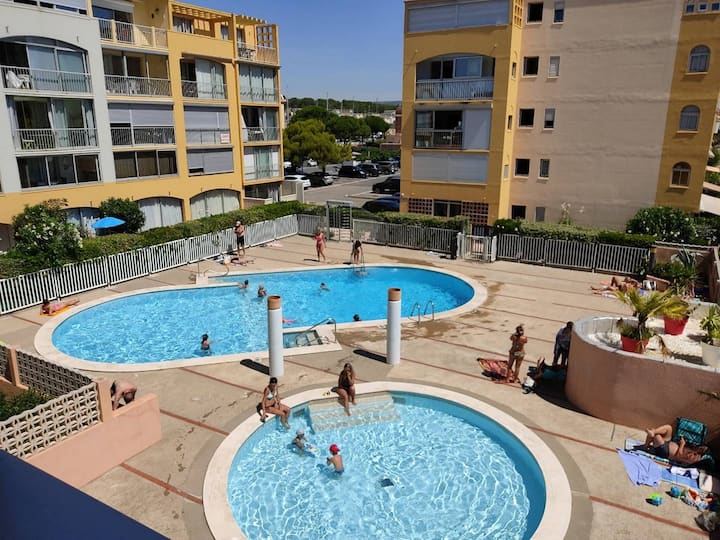 Appartement En Résidence Privée Dotée De Piscines - Gruissan