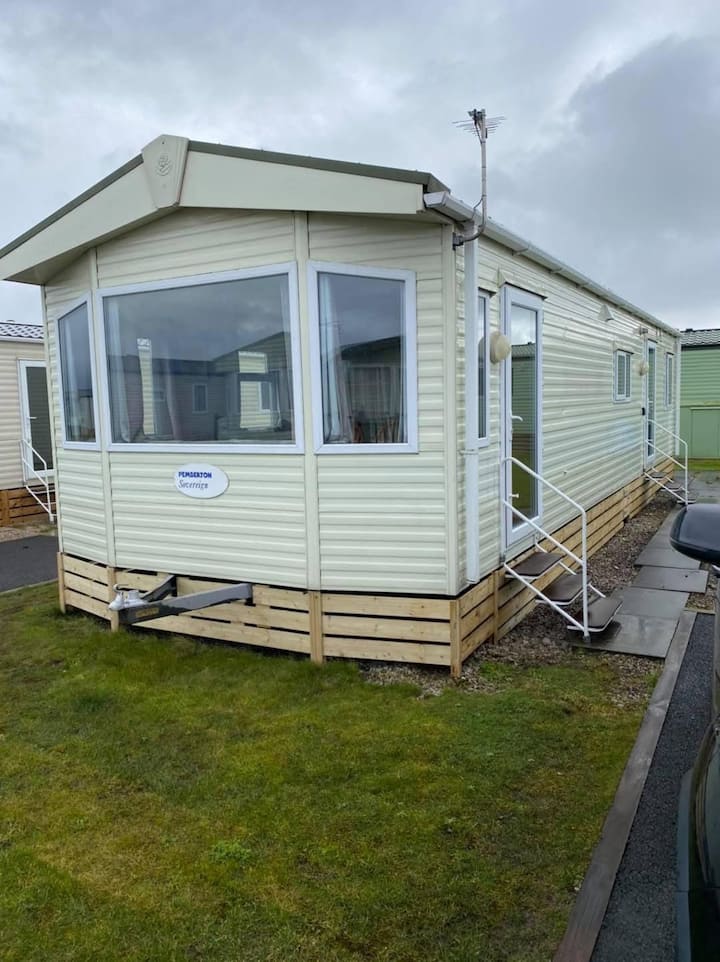 Spacious Caravan Morecambe Parkdean Caravan Park - Morecambe