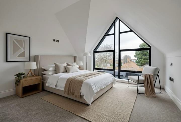 Luxury, Spacious, High Spec, Great Views, Private - Birkenhead