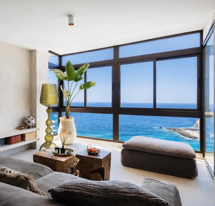 Boho Oceanfront Apartment Panoramic Bay Views - Icod de los Vinos