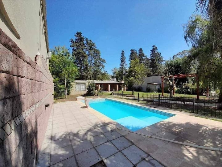 Casa Quinta En Baradero. Con Todas Las Comodidades - Baradero