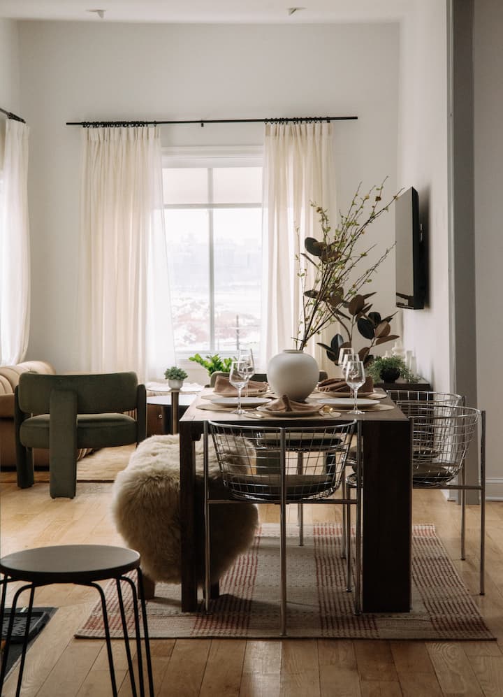 2,400 Sq Ft • Sleeps 13 • 4br/3ba Near Nyc - Edgewater, NJ