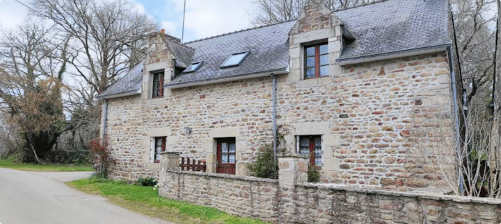 Charmante Maison En Pierre - Arzano