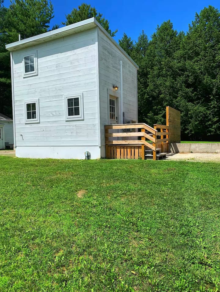 The Maine Tiny! - Gardiner, ME