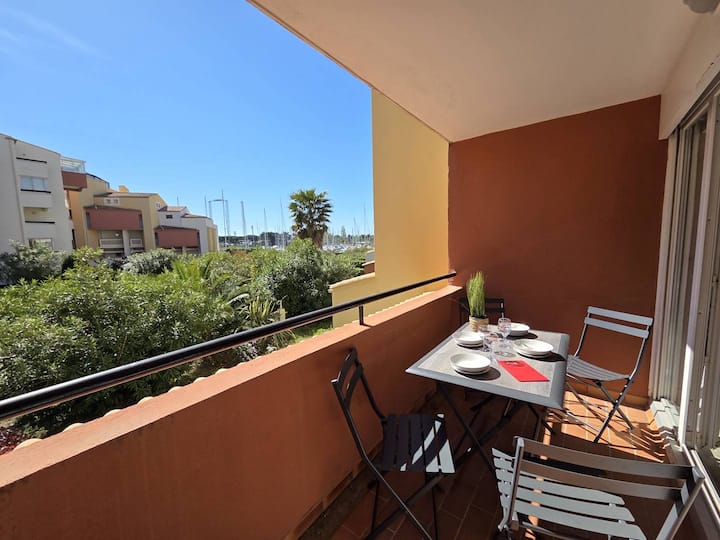 Très Joli 2 Pièces Moderne Et Climatisé Proche Por - Agde