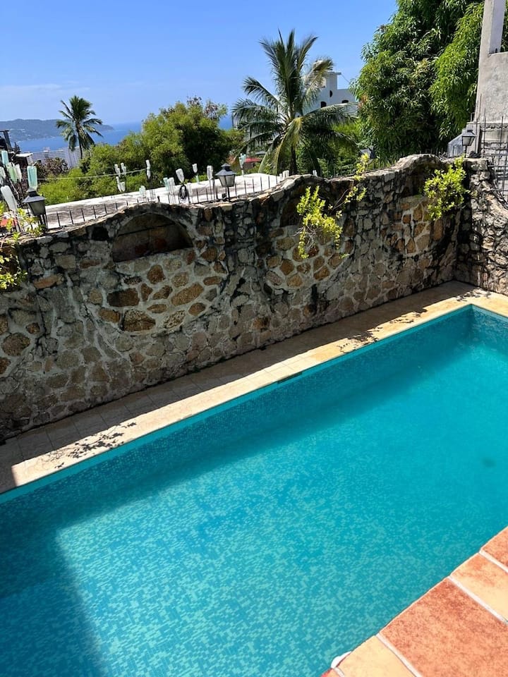 Casa El Roble | Alberca + Terraza | - Acapulco