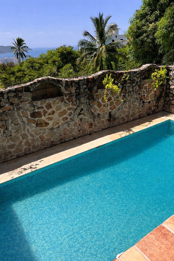 Casa El Roble | Alberca + Terraza | - Acapulco
