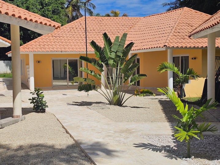 Walk To The Beach! Quite 2br 2.5ba Villa - Sosúa