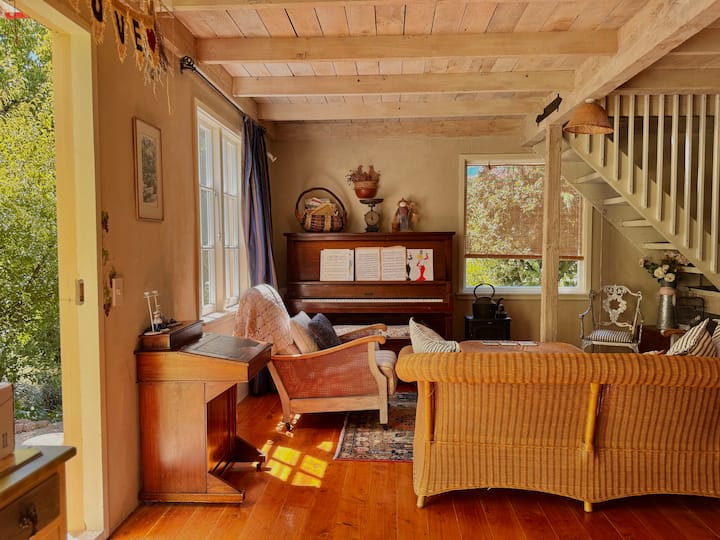 The French Cottage - Akaroa
