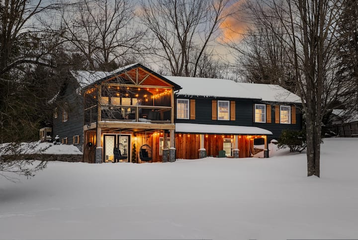 Hasenhaus | Sauna, Hot Tub, Fire Pit, Dogs Ok - Deep Creek Lake, MD