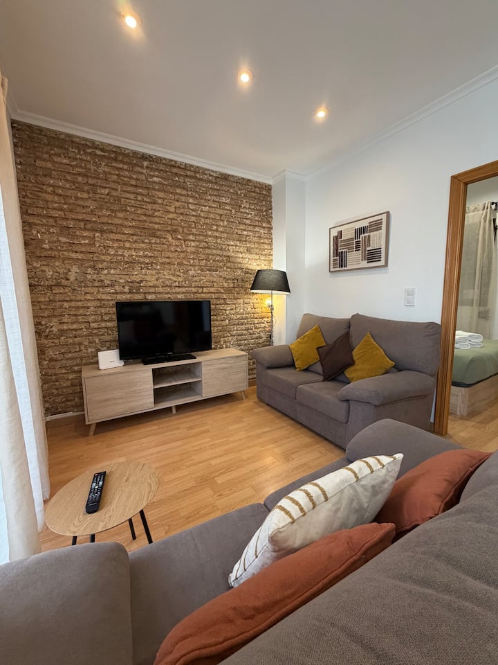 Spacious Bnb | 3br 6p|city Relax|fast Wifi|pet F - Valencia