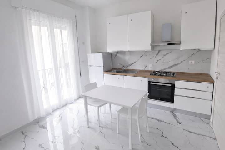 Perfetto Per Coppie O Piccoli Nuclei Familiari - Tropea