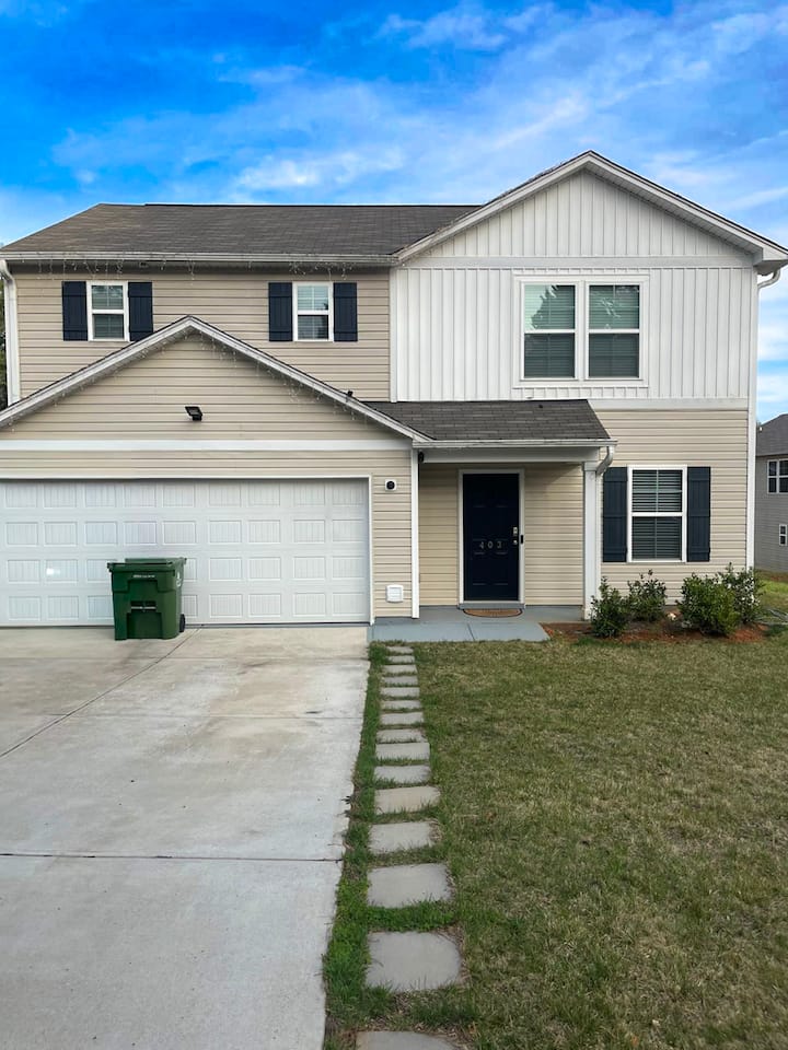 Best Of Both Worlds - Lexington, NC