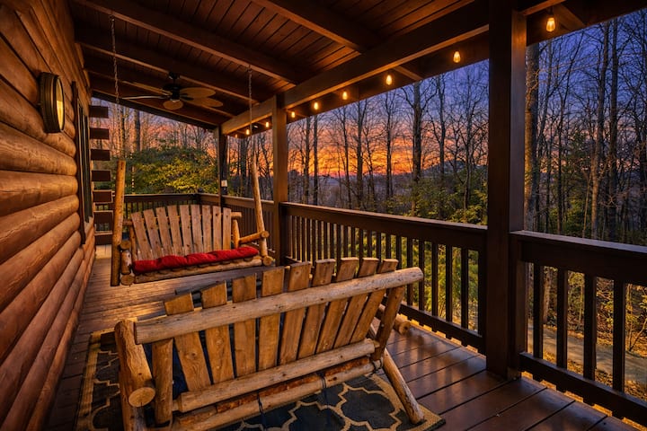 Thunderbolt Cabin - In Rumbling Bald - Lake Lure - Lake Lure, NC