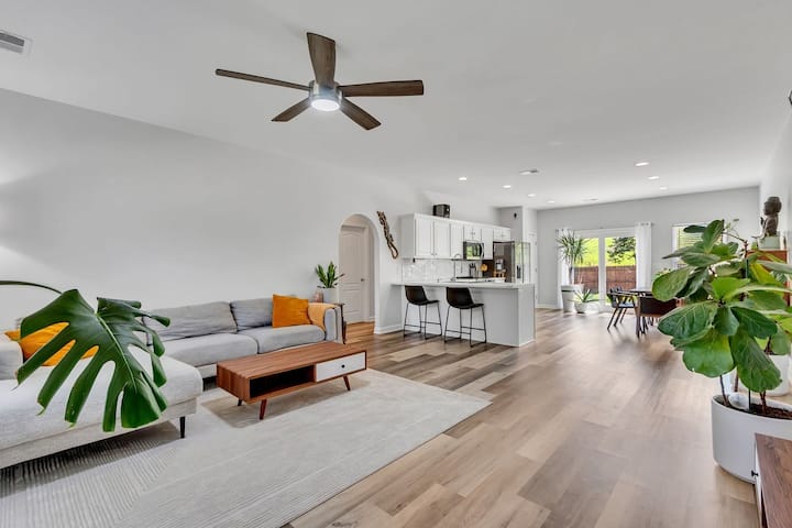 Home In North Columbia - Columbia, TN