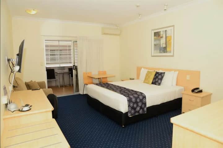 Executive Balcony Suite (K) - Lismore